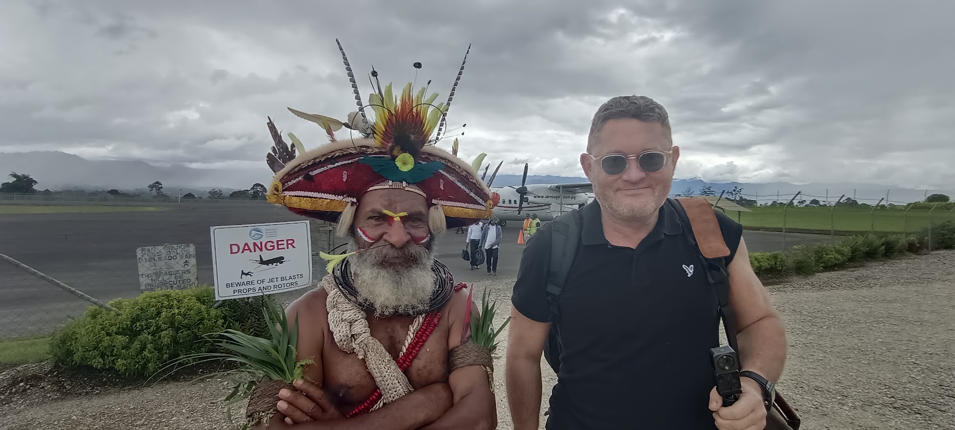 Photographing the Huli Wigmen: Capturing the Beauty and Power of Papua ...