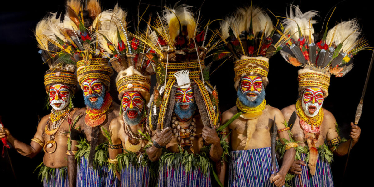 listing of PNG tribes and cultural groups - tribes of papua new guinea