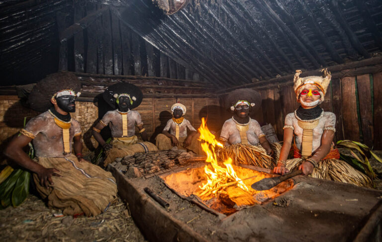 listing of PNG tribes and cultural groups - tribes of papua new guinea